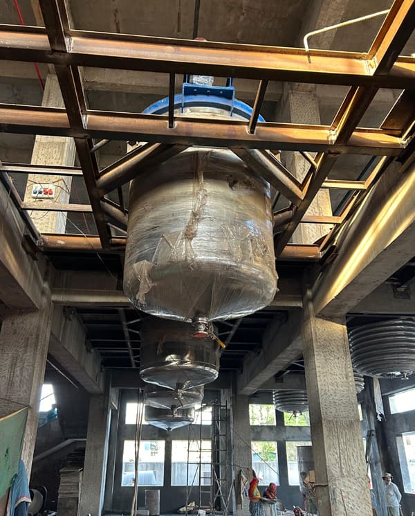 LE Arlita Engineering :: SS Tank, SS 304 Storage Tank, SS 316 Storage ...